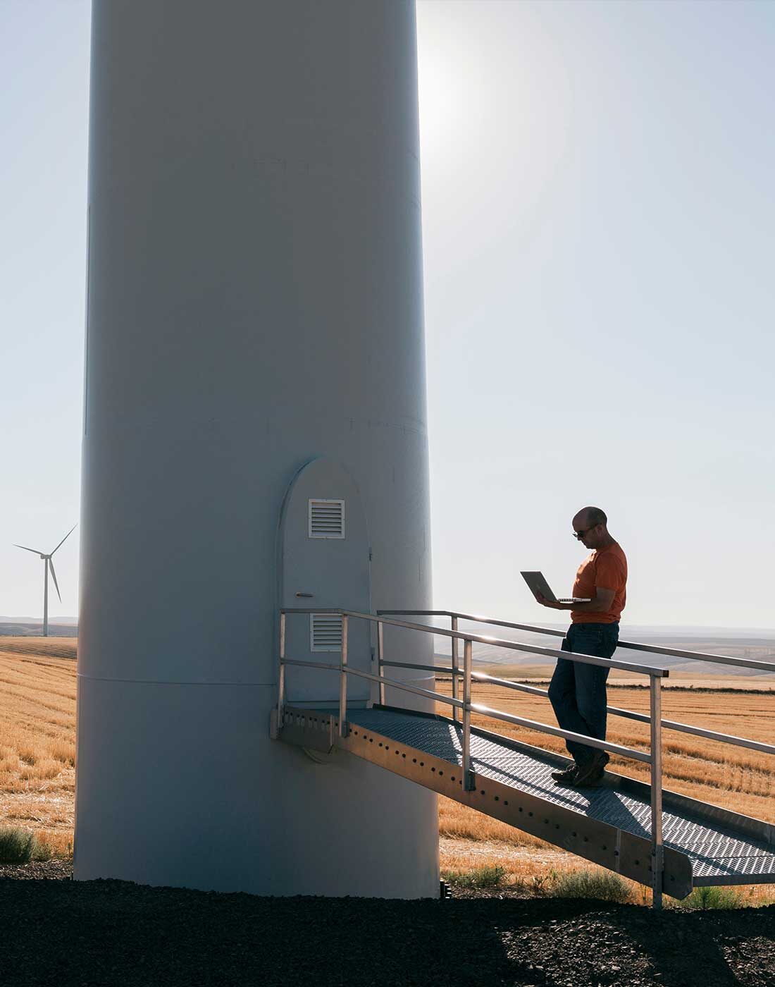 Advanced Condition Monitoring Systems (CMS) for Wind Turbines